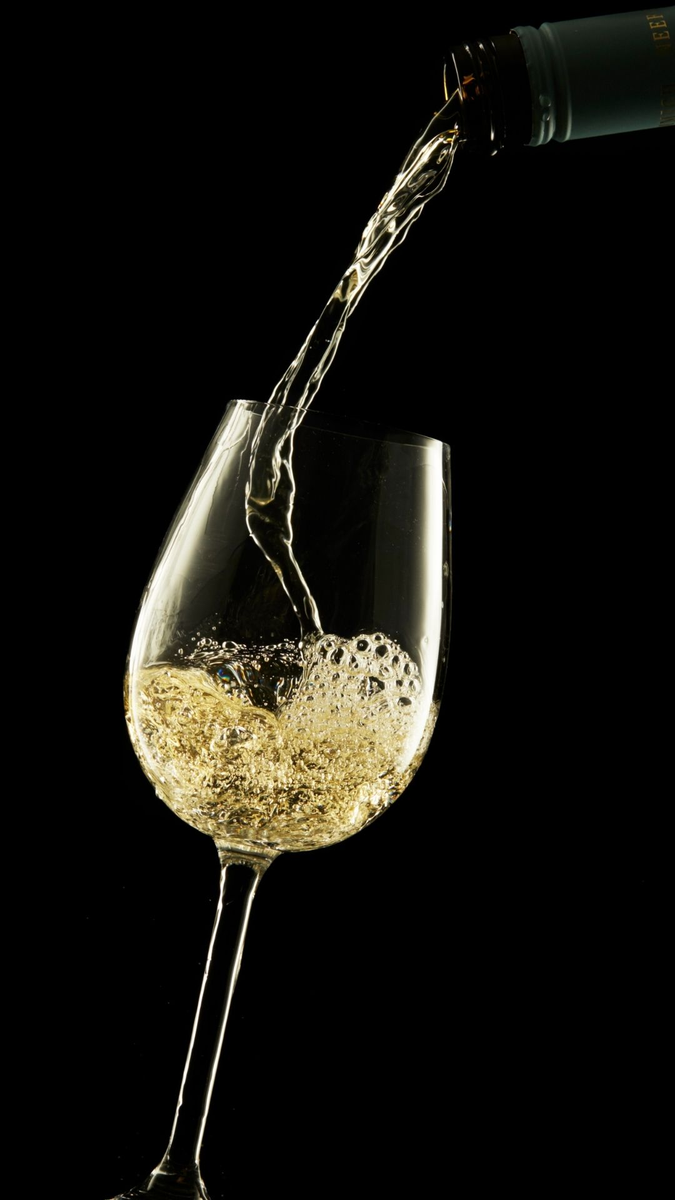 White Wine – D'vine Times